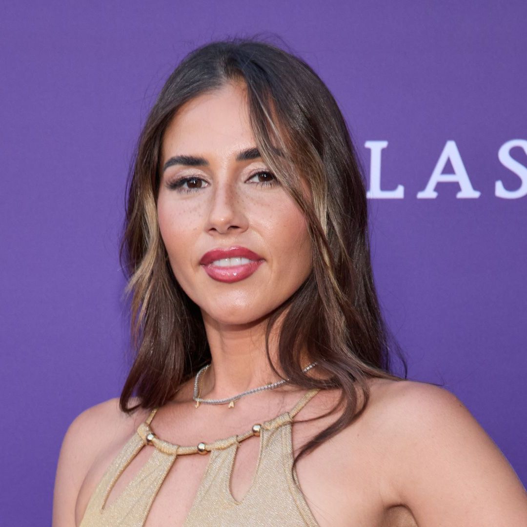 Sarah Engels rastet aus: Sie findet den grauen Secret Labubu - EN News