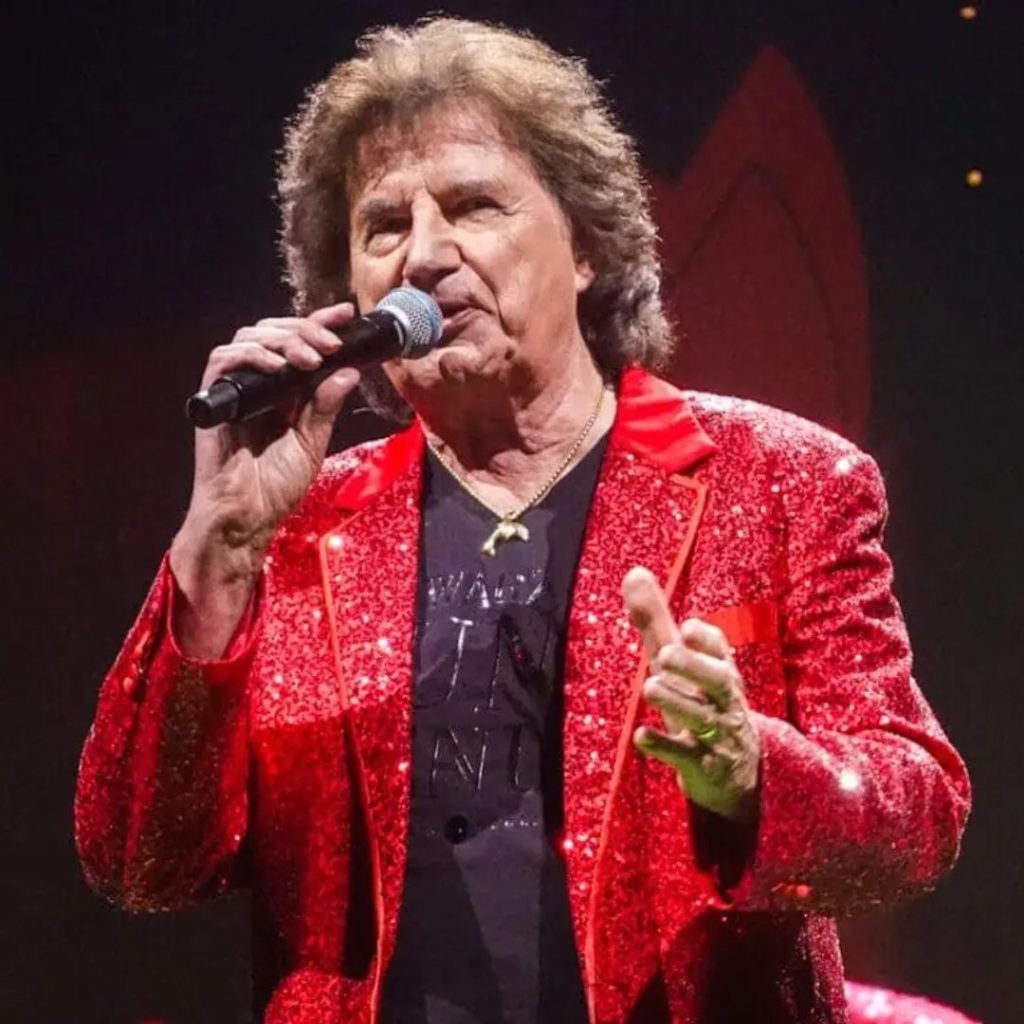 Olaf der Flipper wird 80 – und feiert mit großer Geburtstagstournee ...