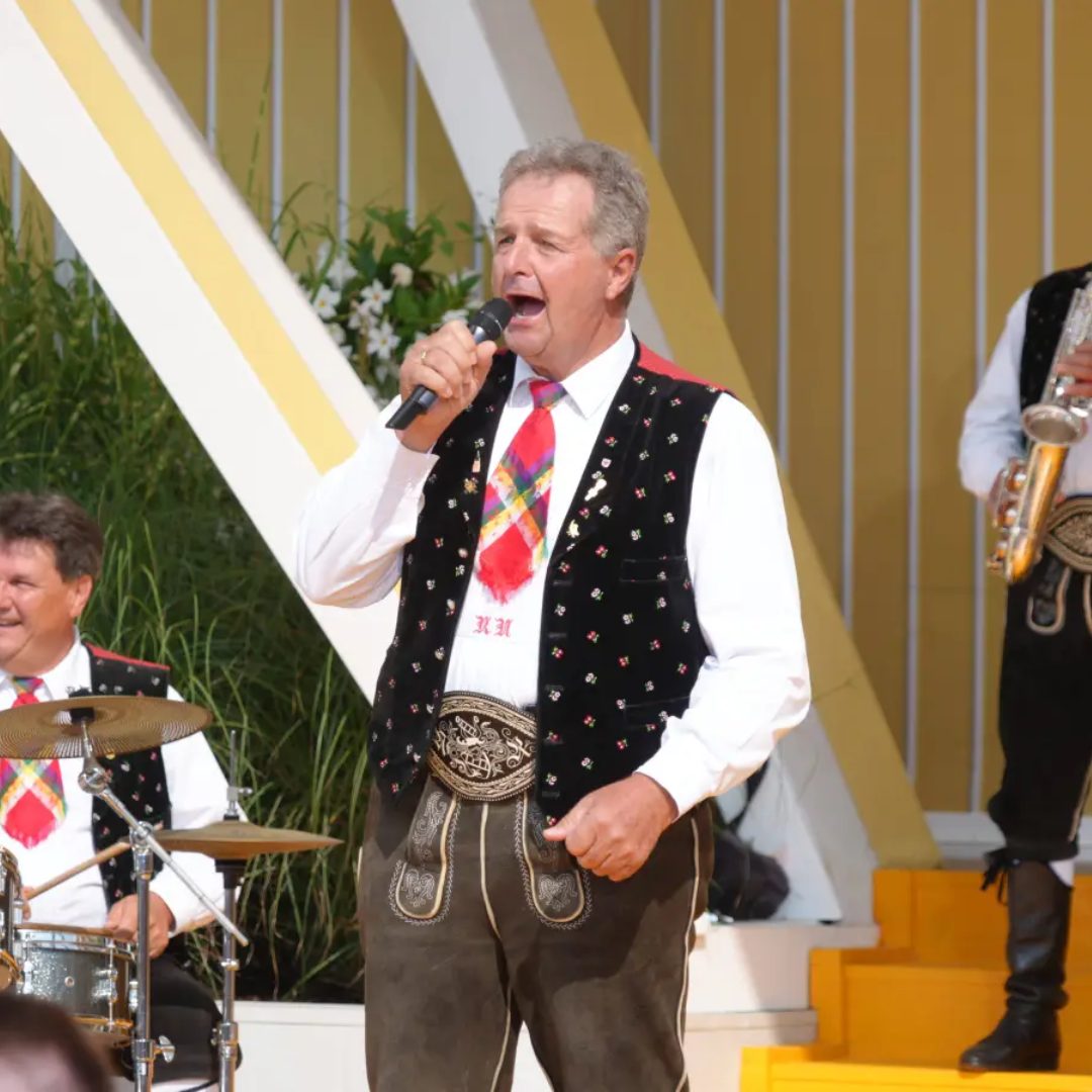 Wird Kastelruther Spatzen-Star Norbert Rier mit Schweine-Herzklappe ...