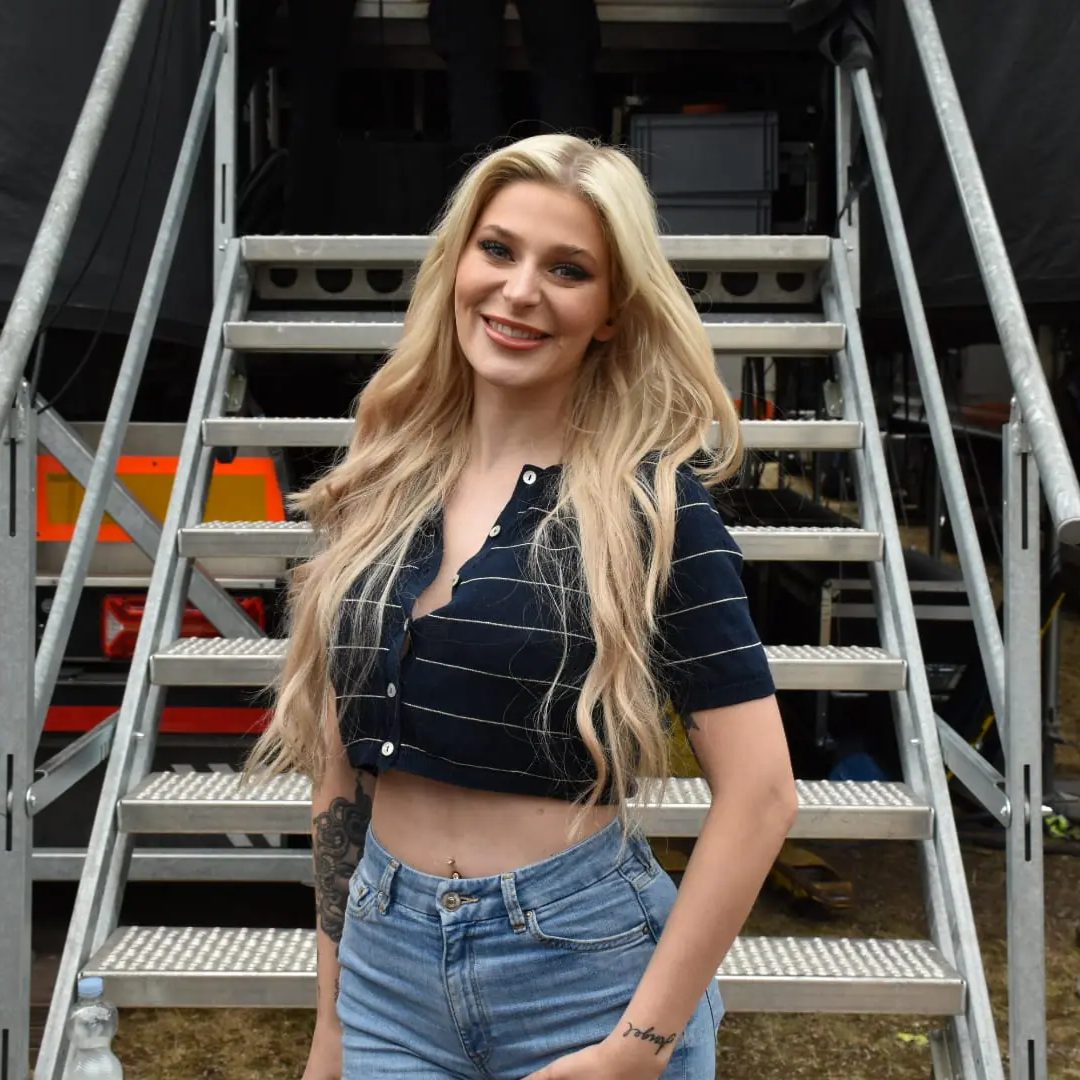 Marie Reim begeistert Fans mit neuem Look und kündigt Großes an! - News